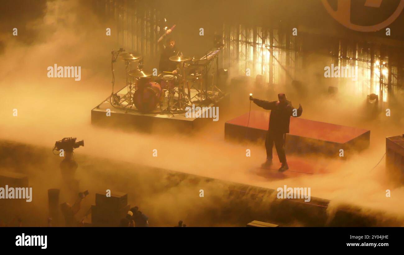 Inglewood, California, USA 28th August 2024 Josh Dunn and Tyler Joseph ...