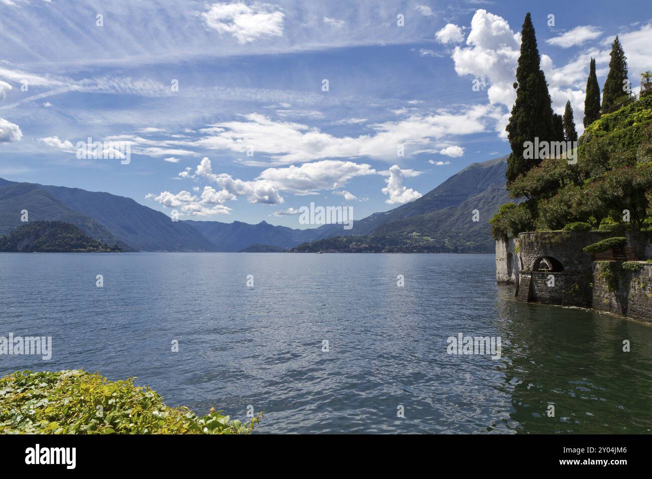 Sweeping peaks hi-res stock photography and images - Alamy