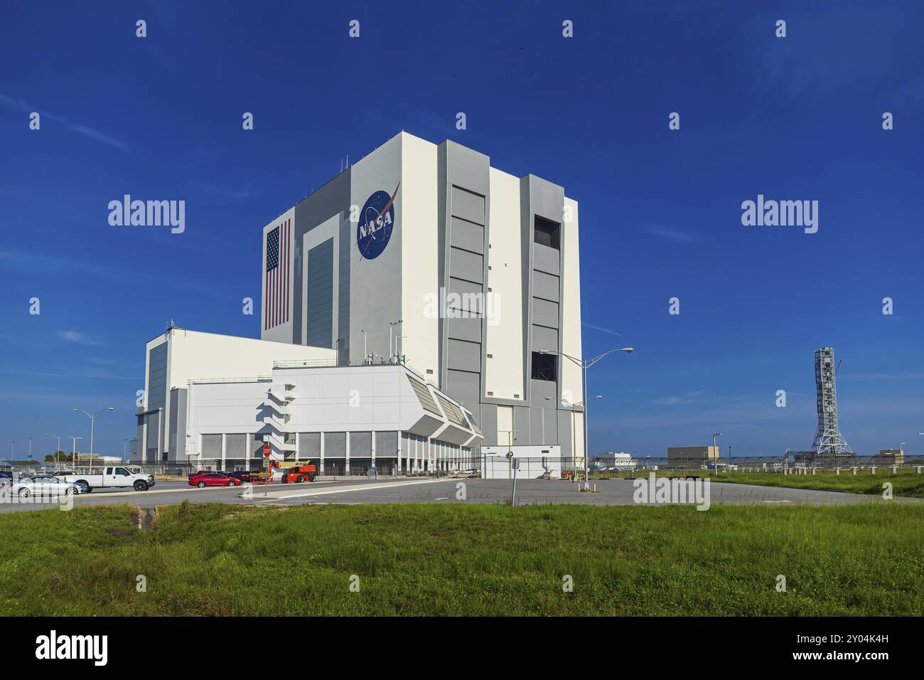 Nasa vehicle assembly building hi-res stock photography and images - Alamy