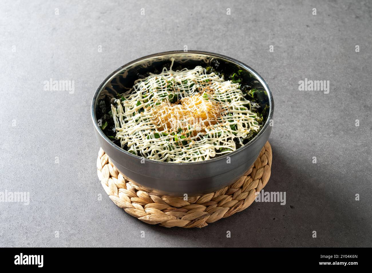 Dumplings, webfoot octopus, king shrimp, fried food, flying fish roe ...