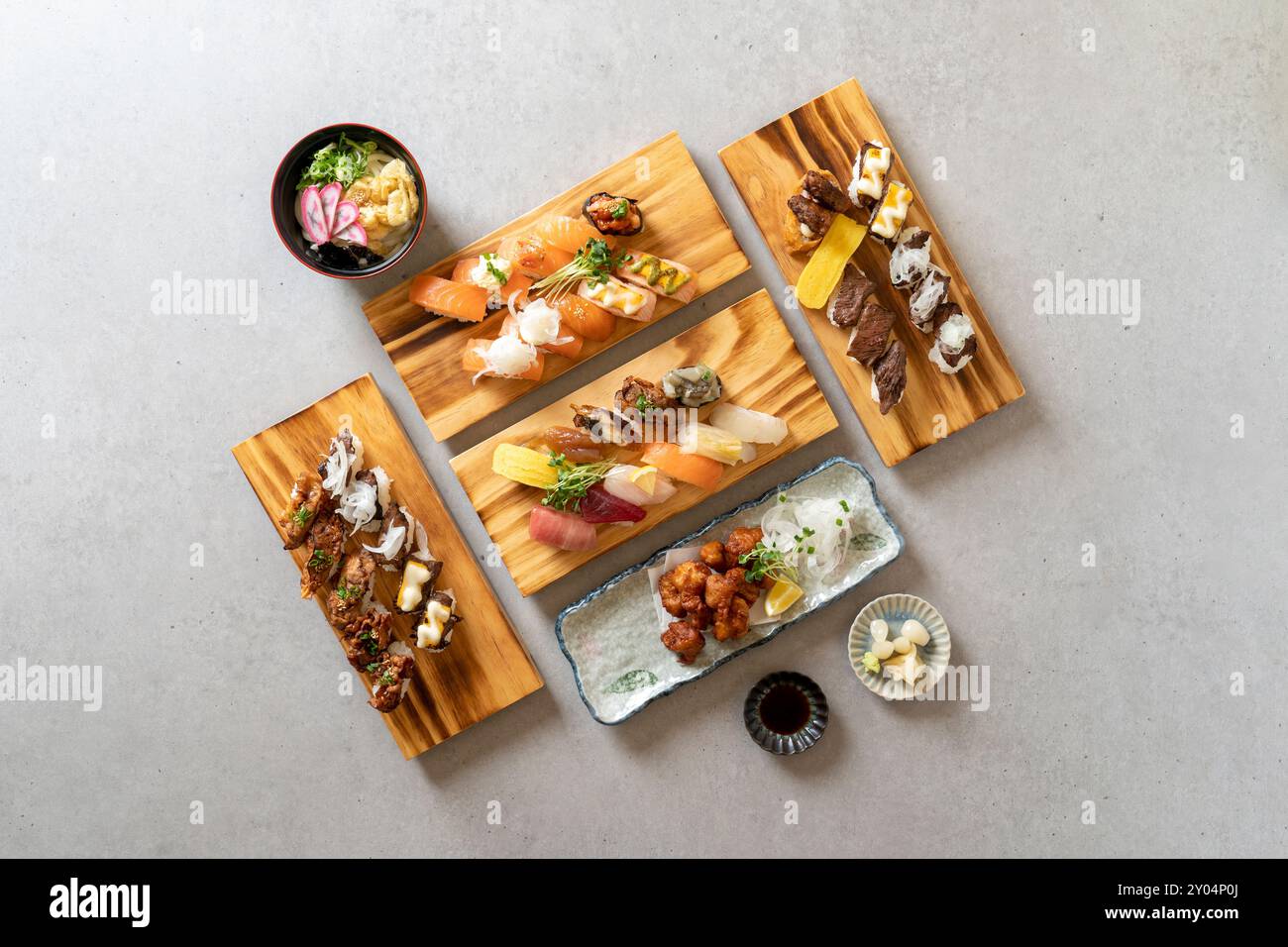 Japanese food, sashimi, sushi, meat, lunch box, handmade, karagage ...
