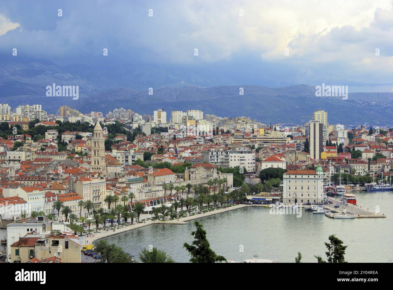 Partition divisions hi-res stock photography and images - Alamy