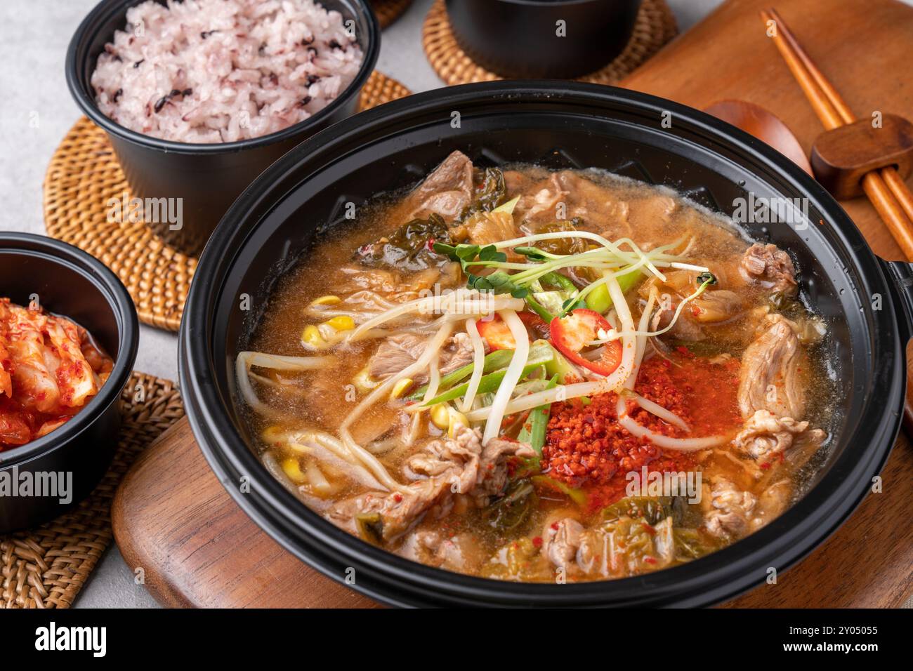 Cold noodles, Korean food, spicy noodles, beef, meat dumplings ...