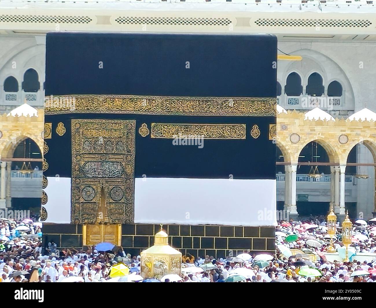 Mecca, Saudi Arabia, June 4 2024: Tawaf around Kaaba in Hajj ...