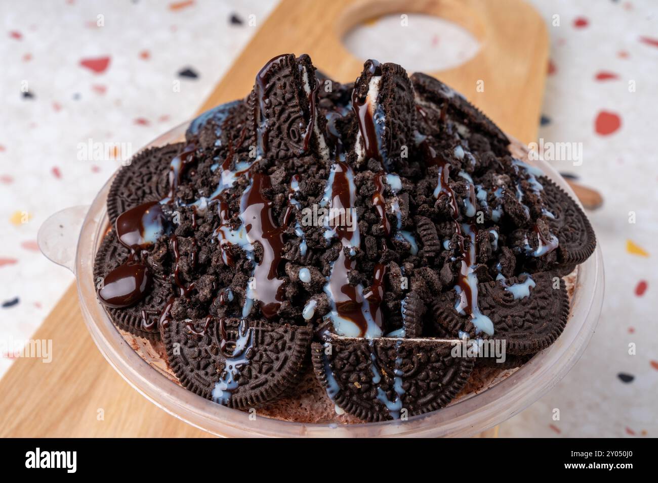 Kaya, toast, butter, cheese, patbingsu, Oreo bingsu, apple mango cheese ...