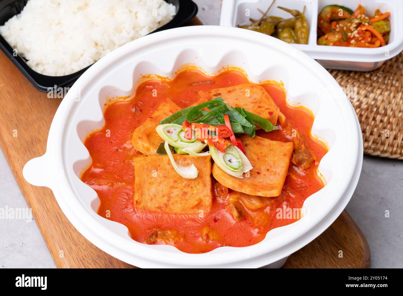 Korean food, spam, pork, spicy, red pepper paste, stew, squid, stir-fry ...