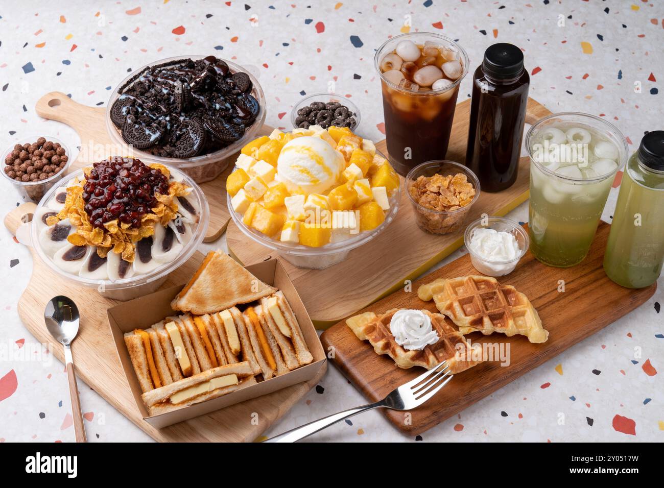 Oreo bingsu hi-res stock photography and images - Alamy