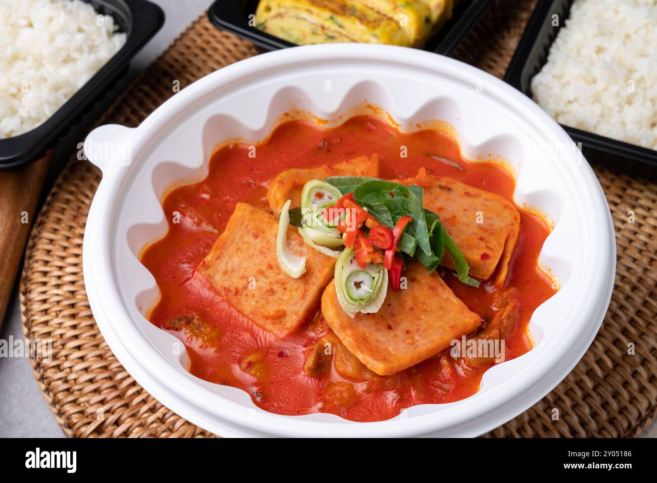 Korean food, spam, pork, spicy, red pepper paste, stew, squid, stir-fry ...