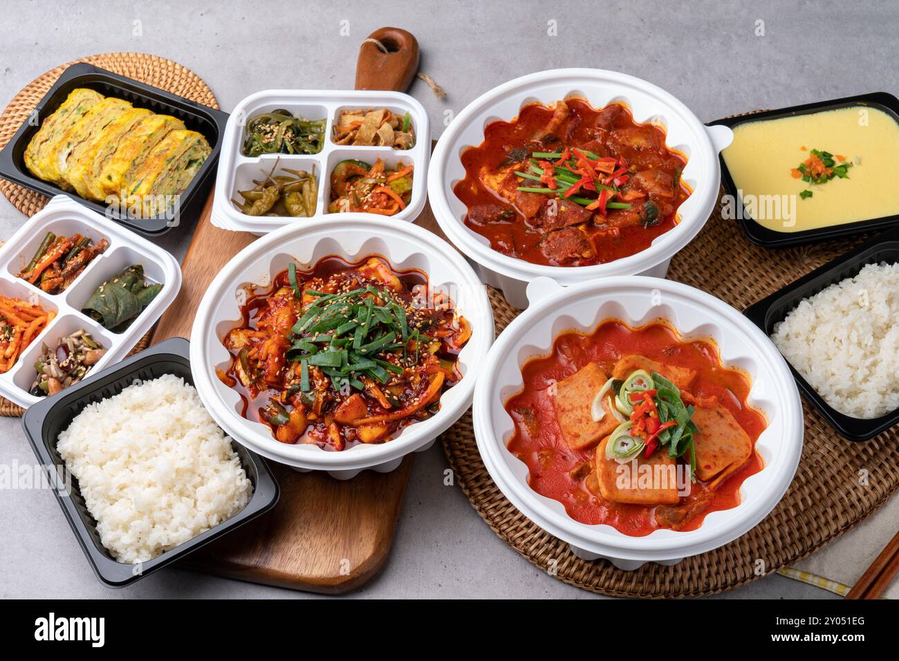 Korean food, spam, pork, spicy, red pepper paste, stew, squid, stir-fry ...