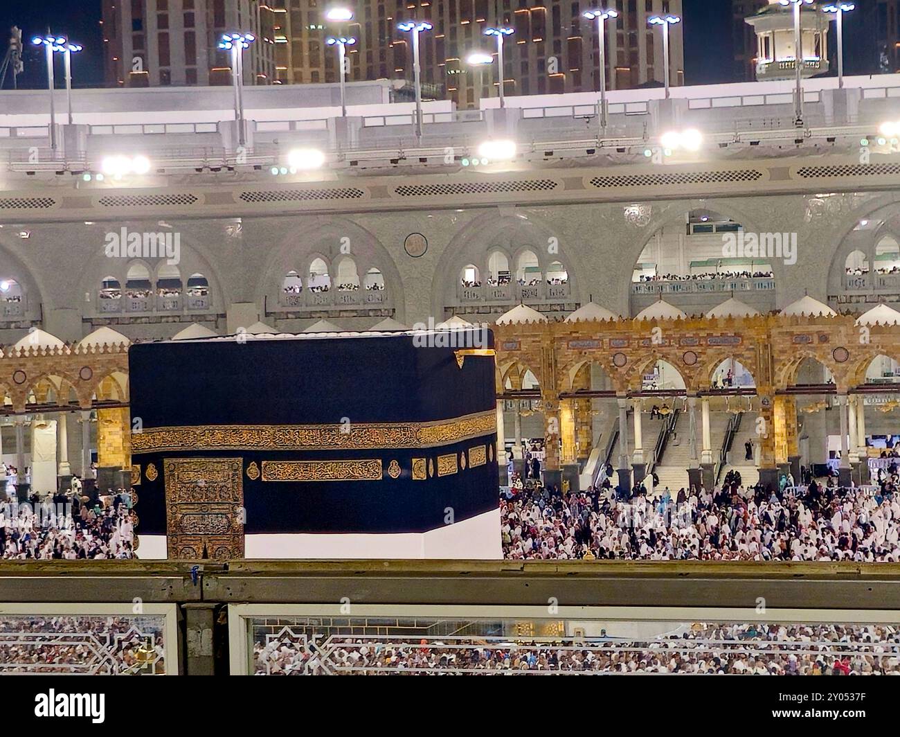 Mecca, Saudi Arabia, June 5 2024: Tawaf around Kaaba in Hajj ...