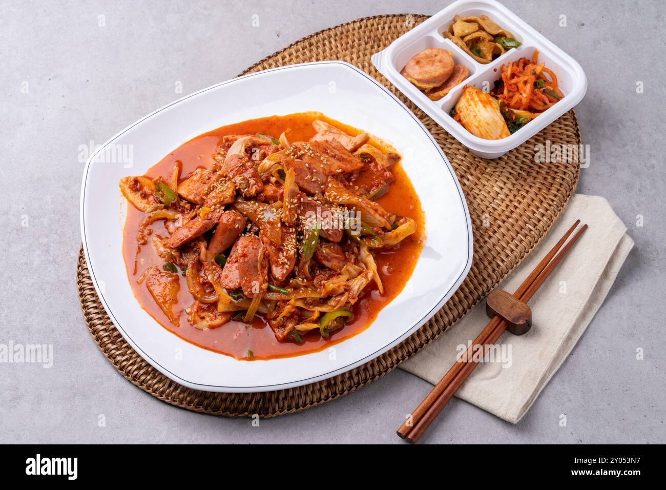 Korean food, pork back ribs, steamed pork back ribs, spicy, stir-fried ...