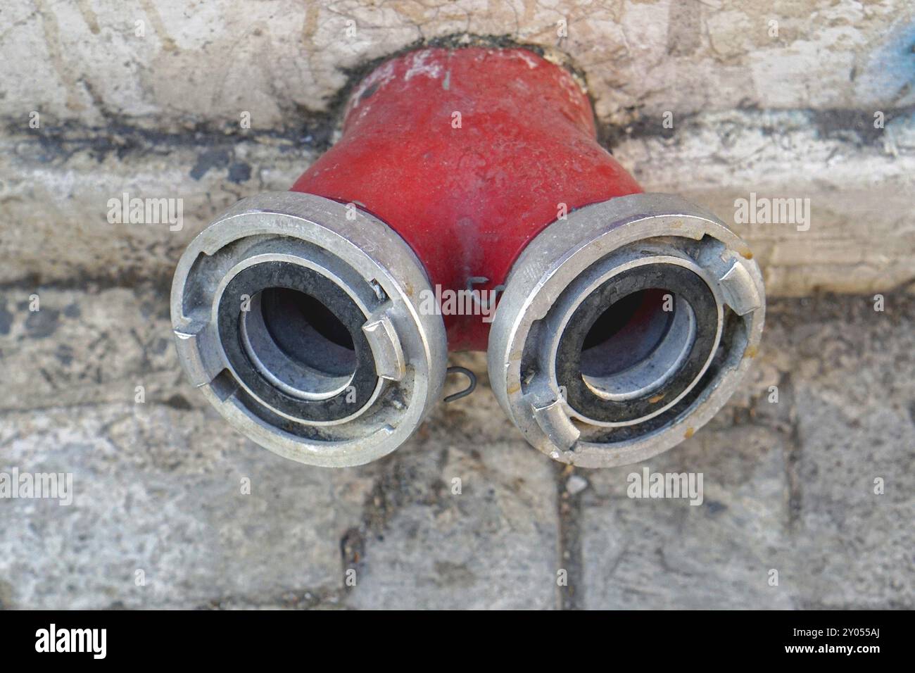 Two valves hydrant water hi-res stock photography and images - Alamy