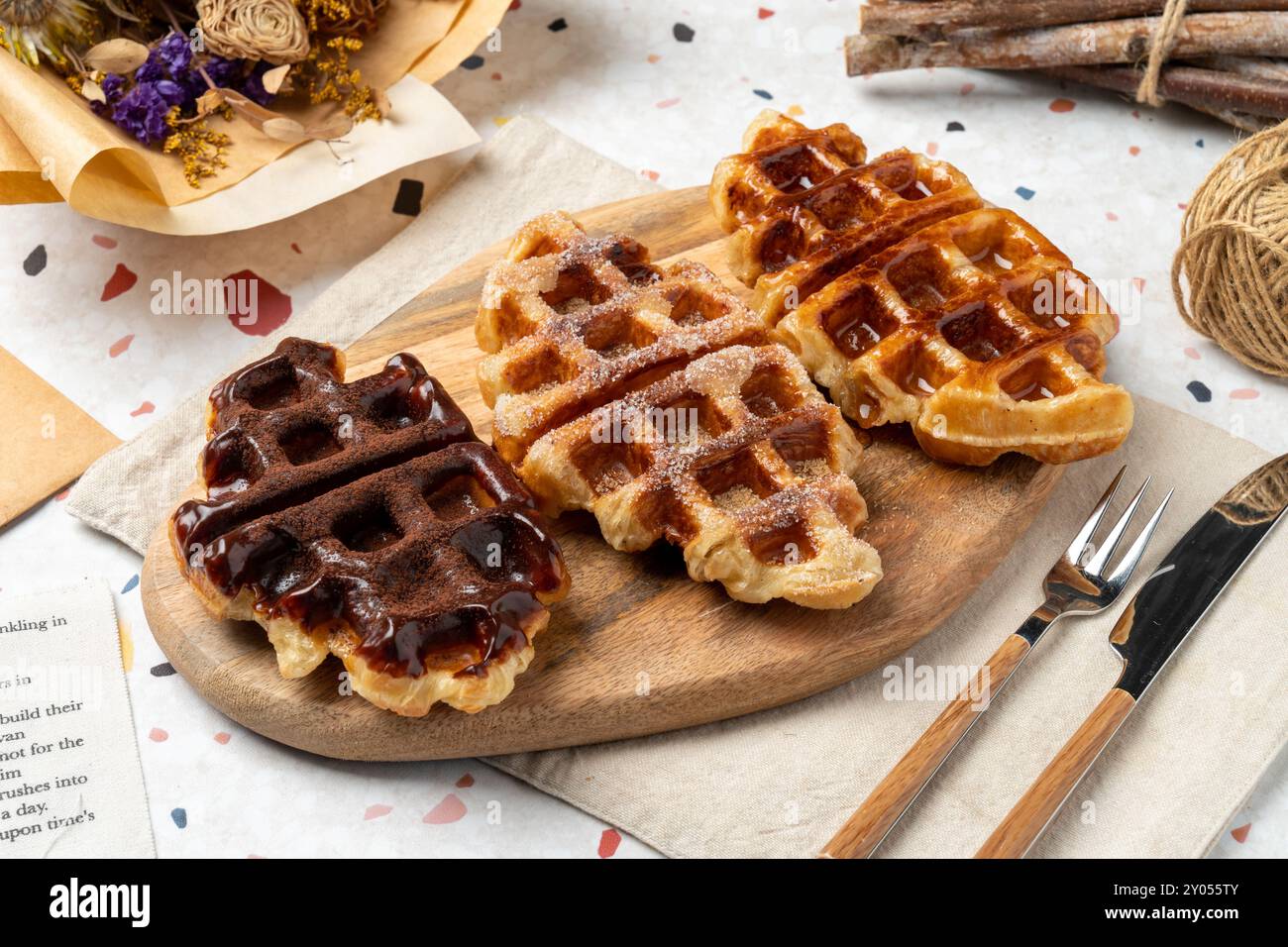 Cafe, strawberry, latte, fruit, acido, cream, vanilla, mocha, croiffle ...