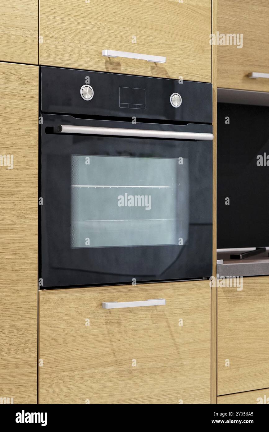 Modern ovens hi-res stock photography and images - Alamy