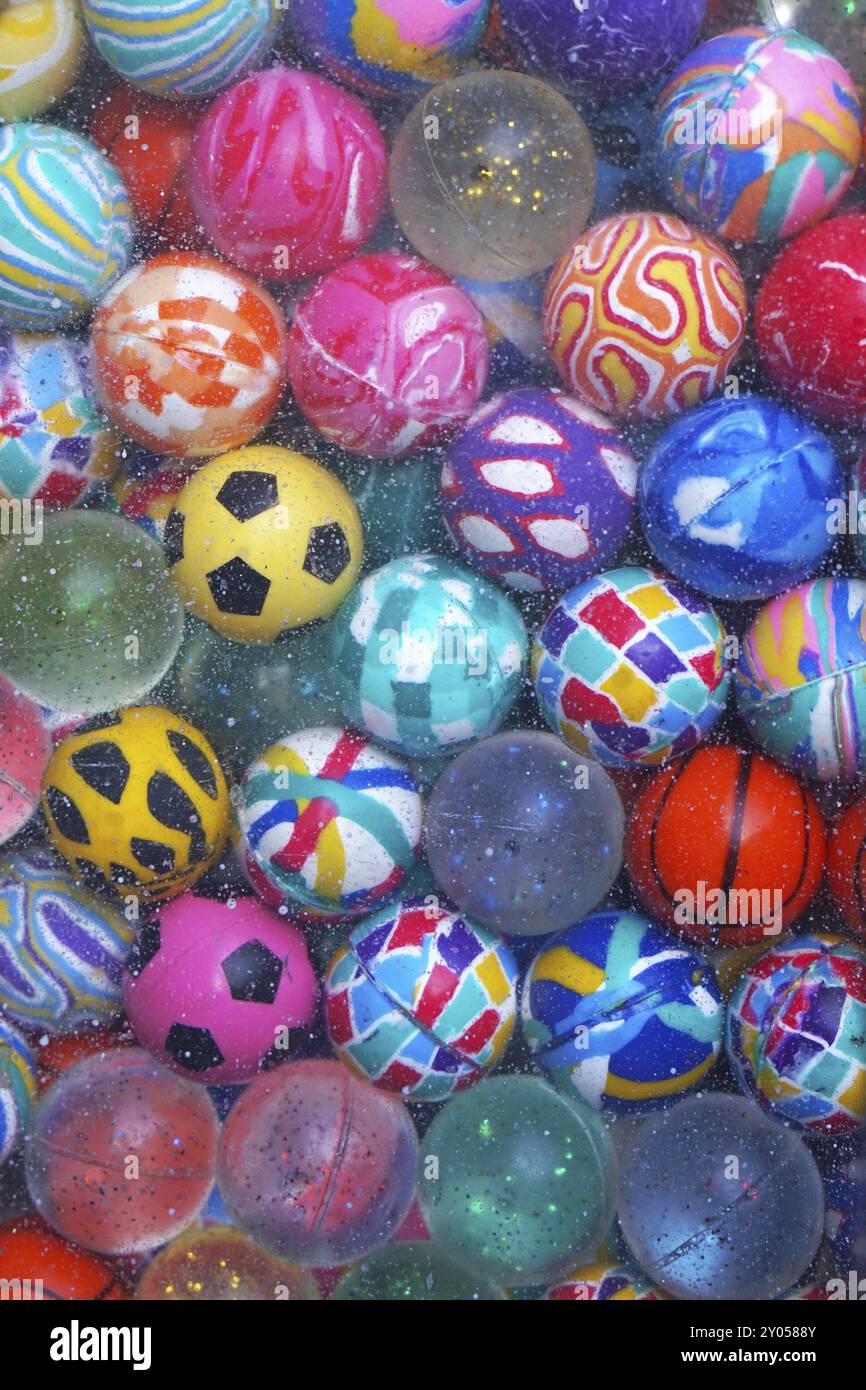 Bouncing balls hi-res stock photography and images - Alamy