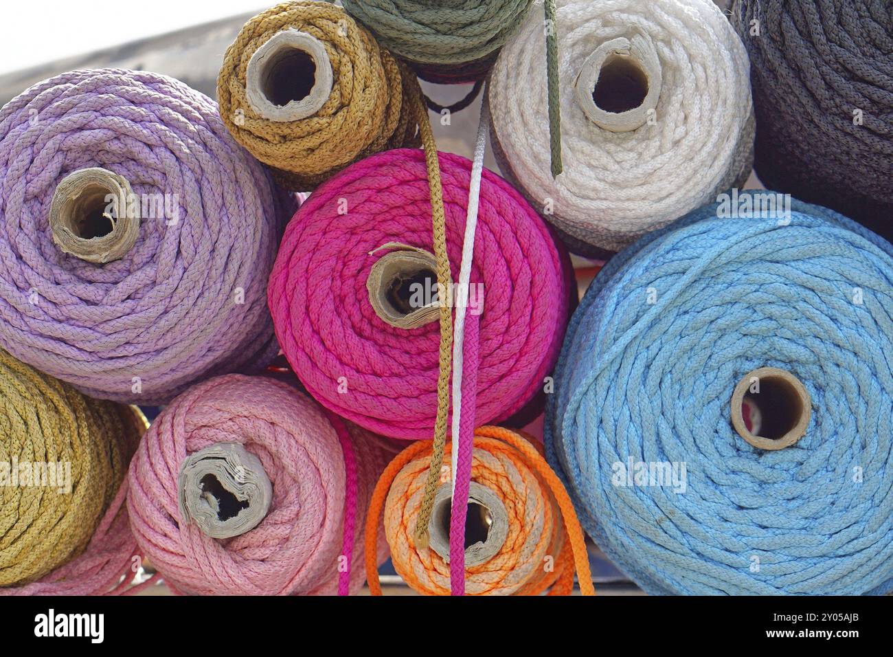 Coils colored thread on hi-res stock photography and images - Alamy