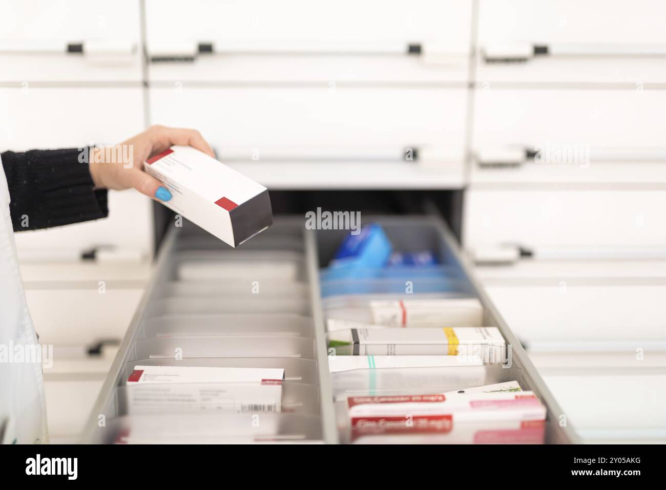 Medication dispensing system hi-res stock photography and images - Alamy