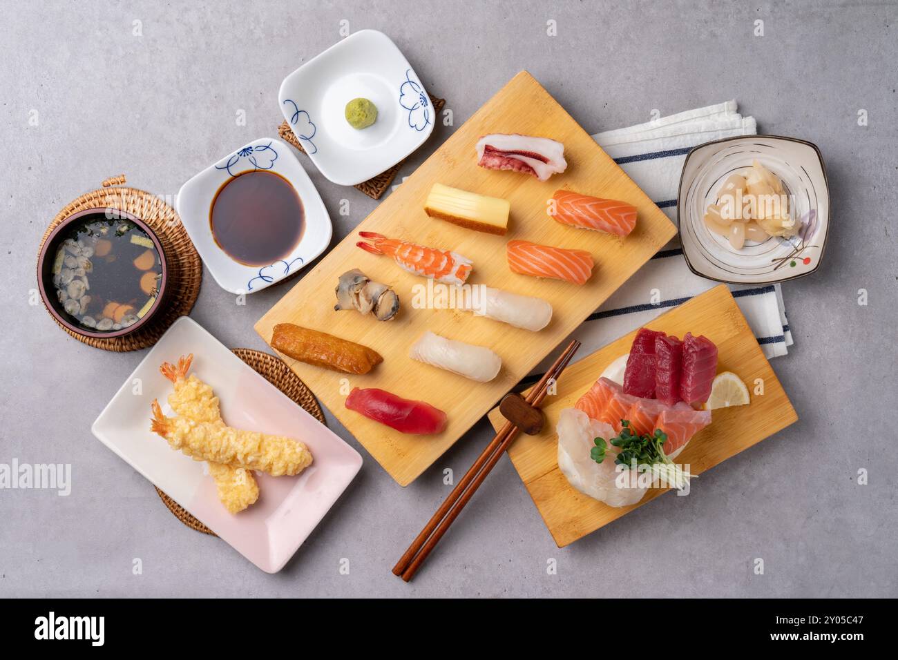 Flatfish, sushi, salmon, fish, sashimi, shrimp, tuna, Japanese, big ...