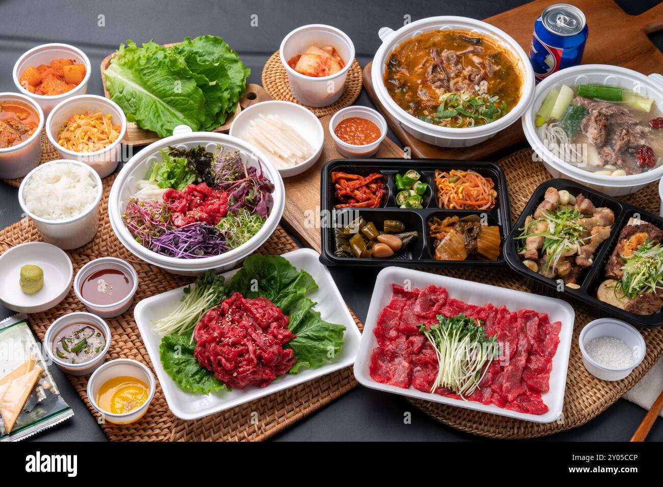 Korean food, Korean beef, beef sashimi, Handon, beef sashimi, raw pork ...