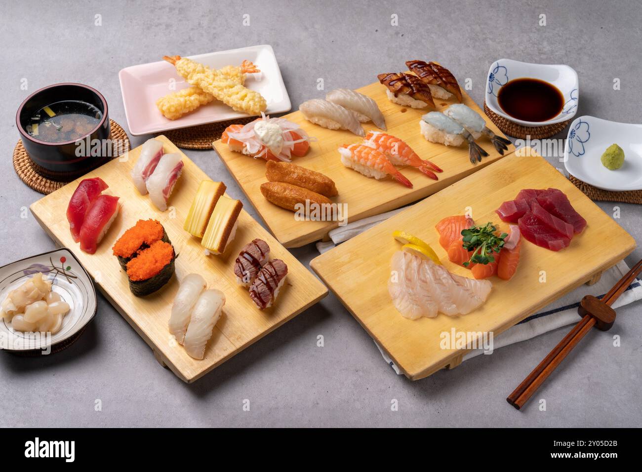 Flatfish, sushi, salmon, fish, sashimi, shrimp, tuna, Japanese, big ...