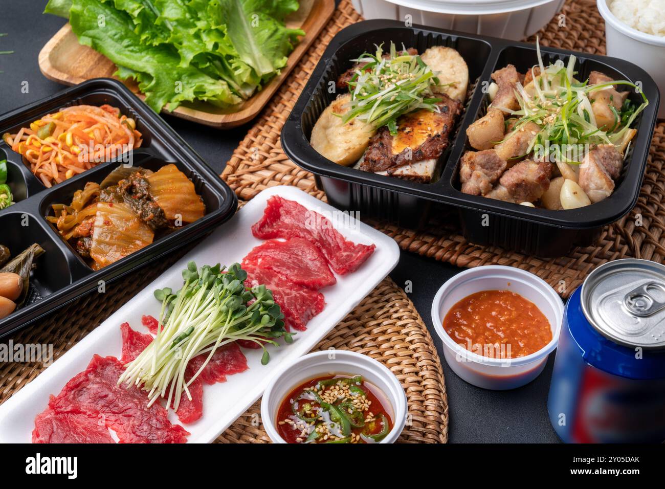Korean food, Korean beef, beef sashimi, Handon, beef sashimi, raw pork ...