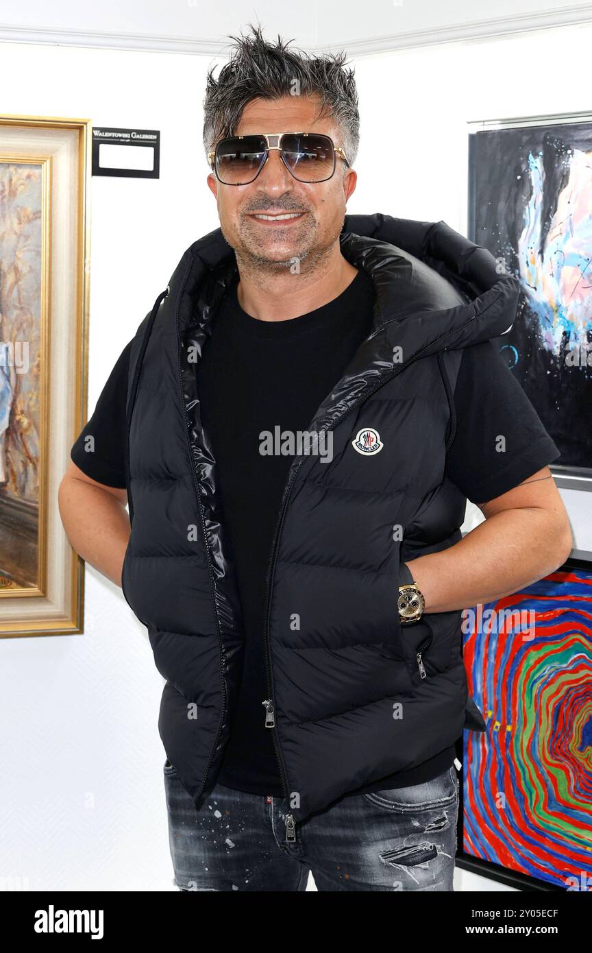 Chico bei der VIP-Eröffnung der Otto Waalkes Ausstellung 2024 in der ...