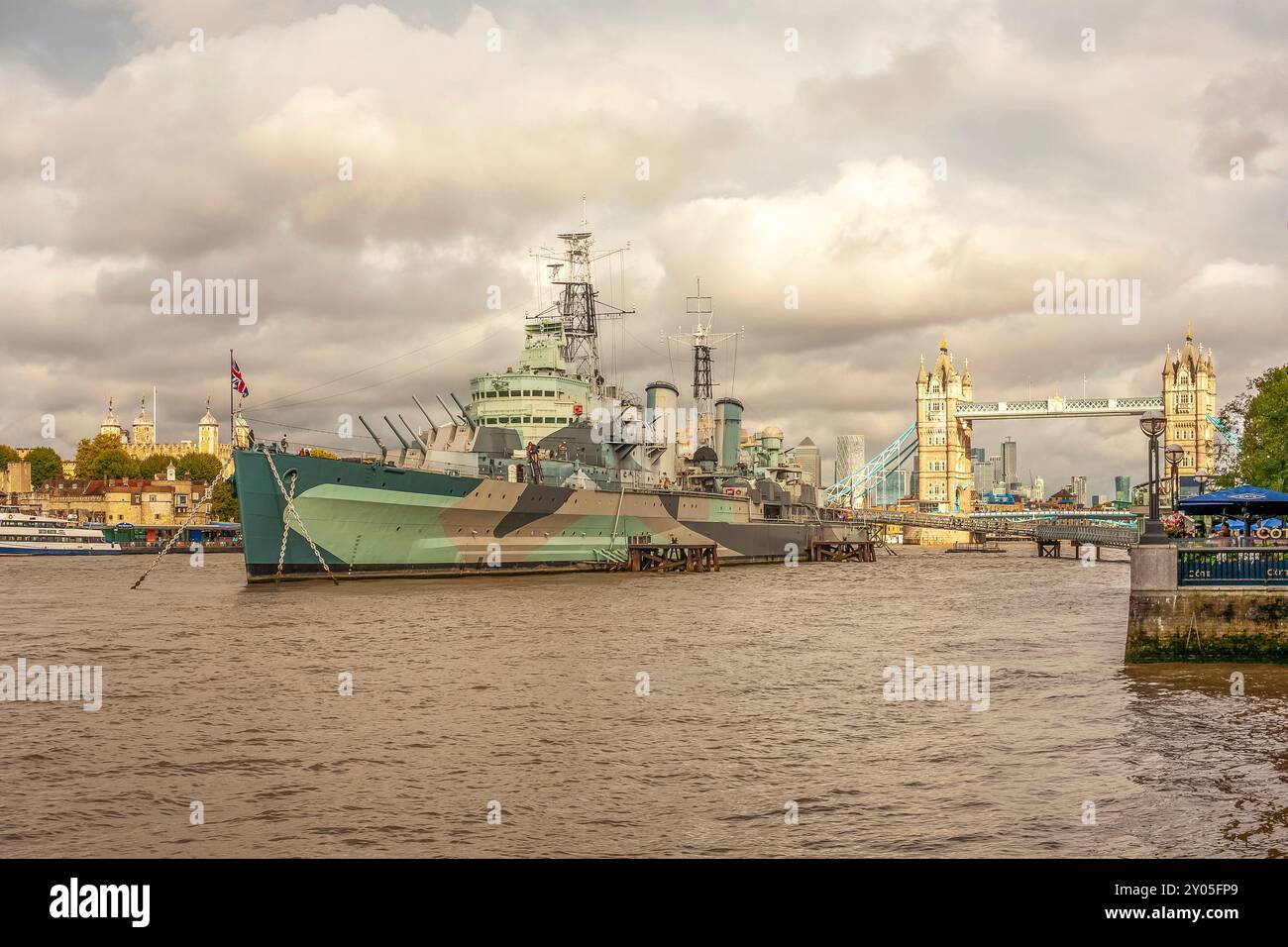 HMS Belfast Town Class Light Cruiser Stock Photo - Alamy