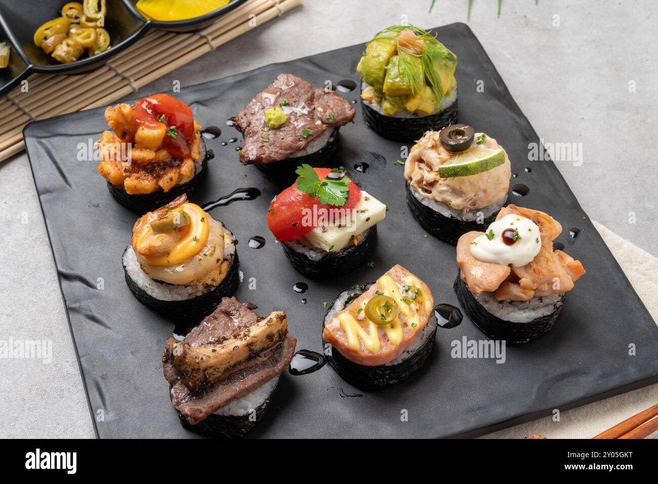 Jewelry, kimbap, chicken leg, boneless, cream, rice cake, pasta, rosé ...