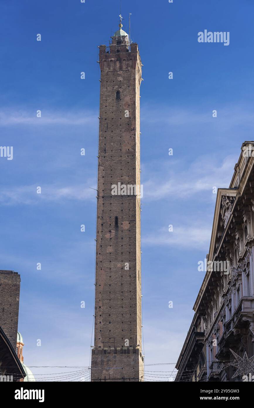 Torre degli Asinelli, one of the two towers, symbol of Bologna Stock ...