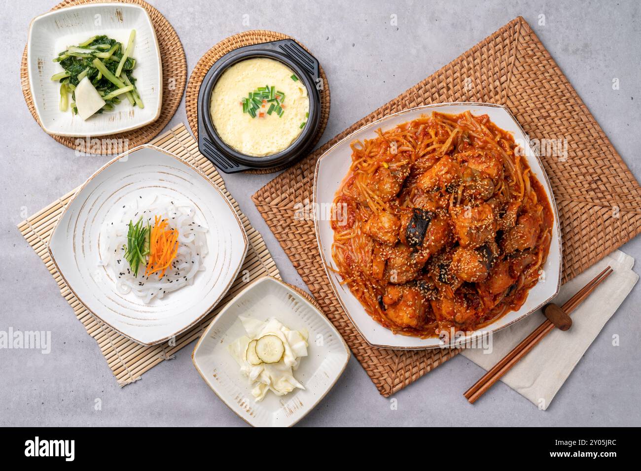 Korean food, Korean don, raw meat, kimchi, steamed, agu, pollack, dried ...