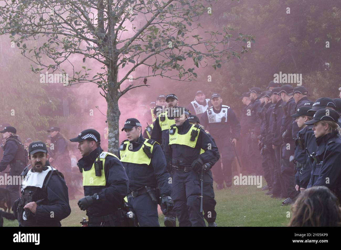 Uk riots 2024 stop the boats hi-res stock photography and images - Alamy