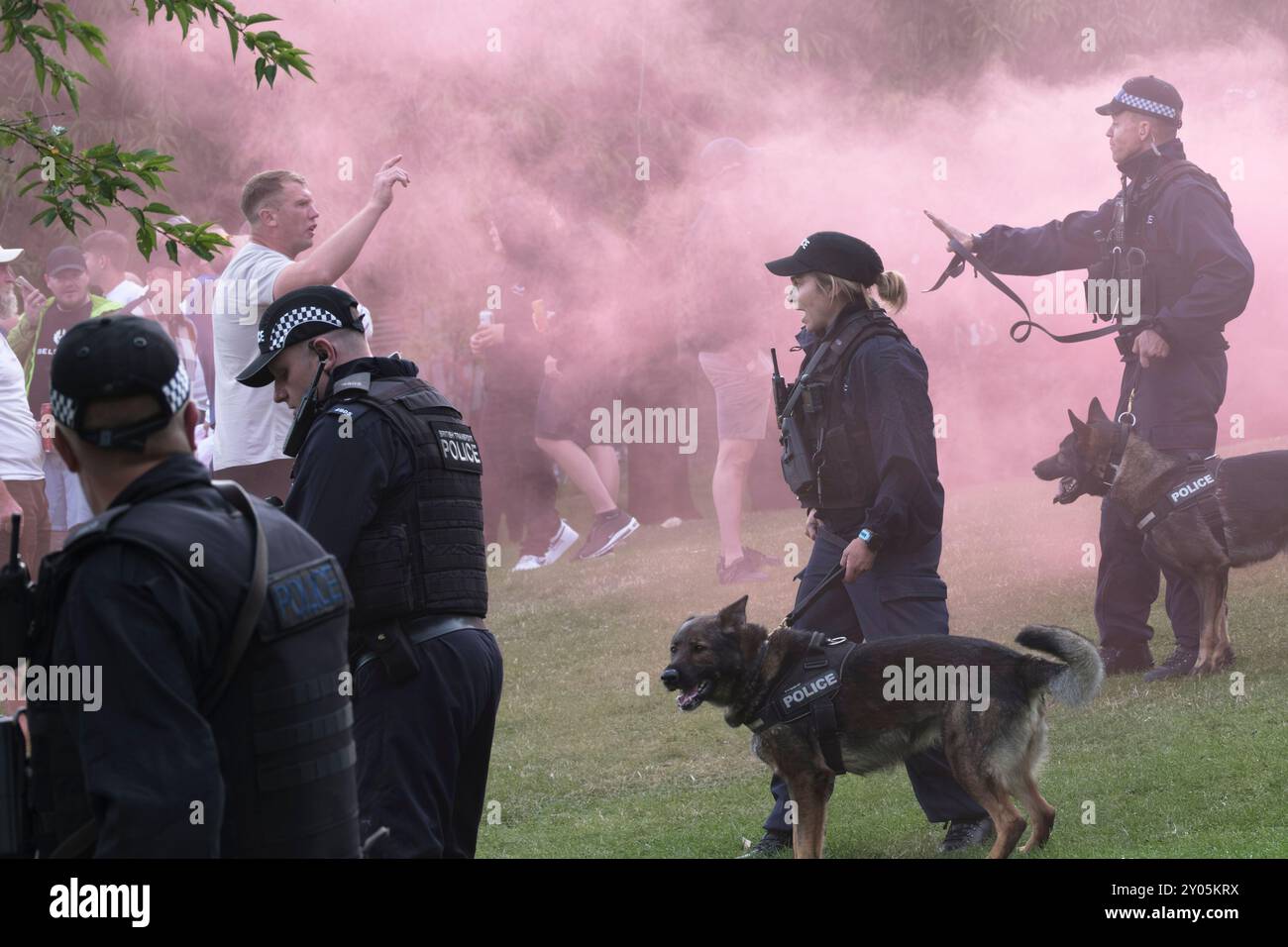 Uk riots 2024 stop the boats hi-res stock photography and images - Alamy