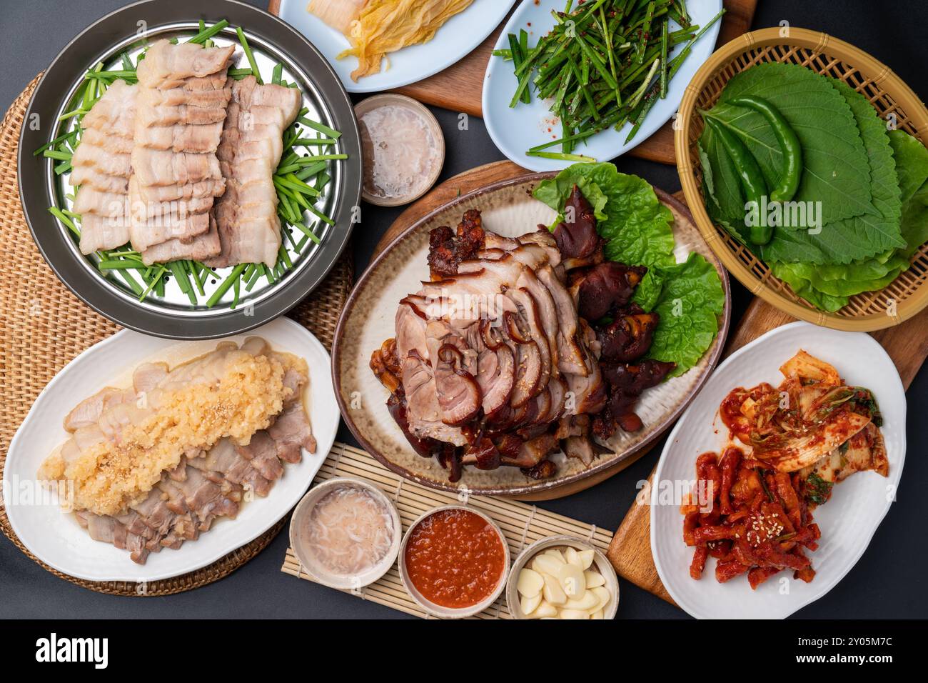 Korean food, bossam, boiled pork, pig feet, steamed pork feet, side ...