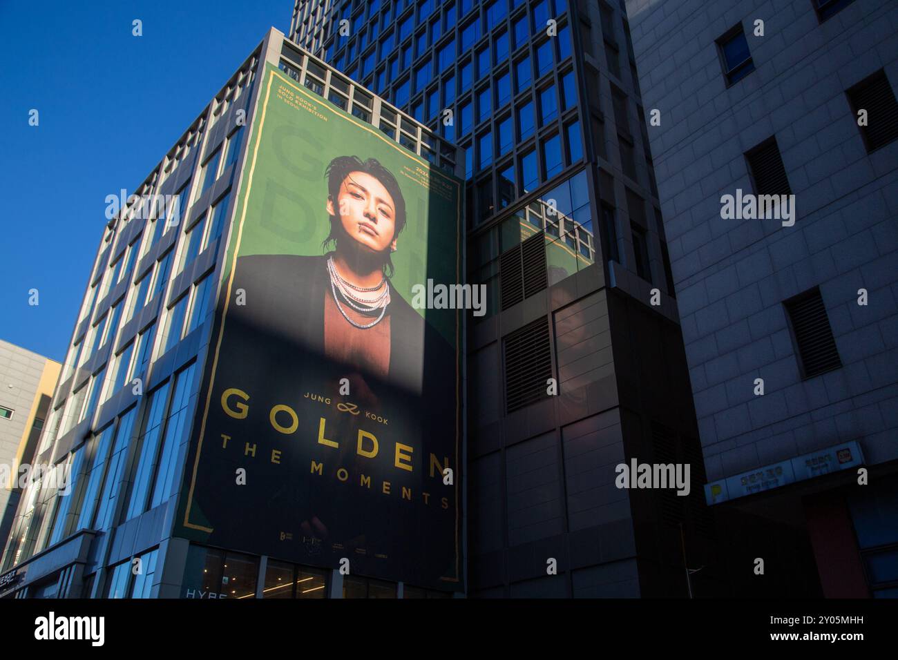 Bts k pop birthday hi-res stock photography and images - Alamy