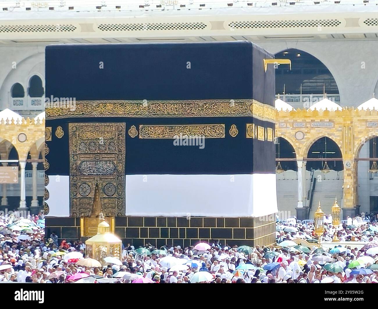 Mecca, Saudi Arabia, June 4 2024: Tawaf around Kaaba in Hajj ...