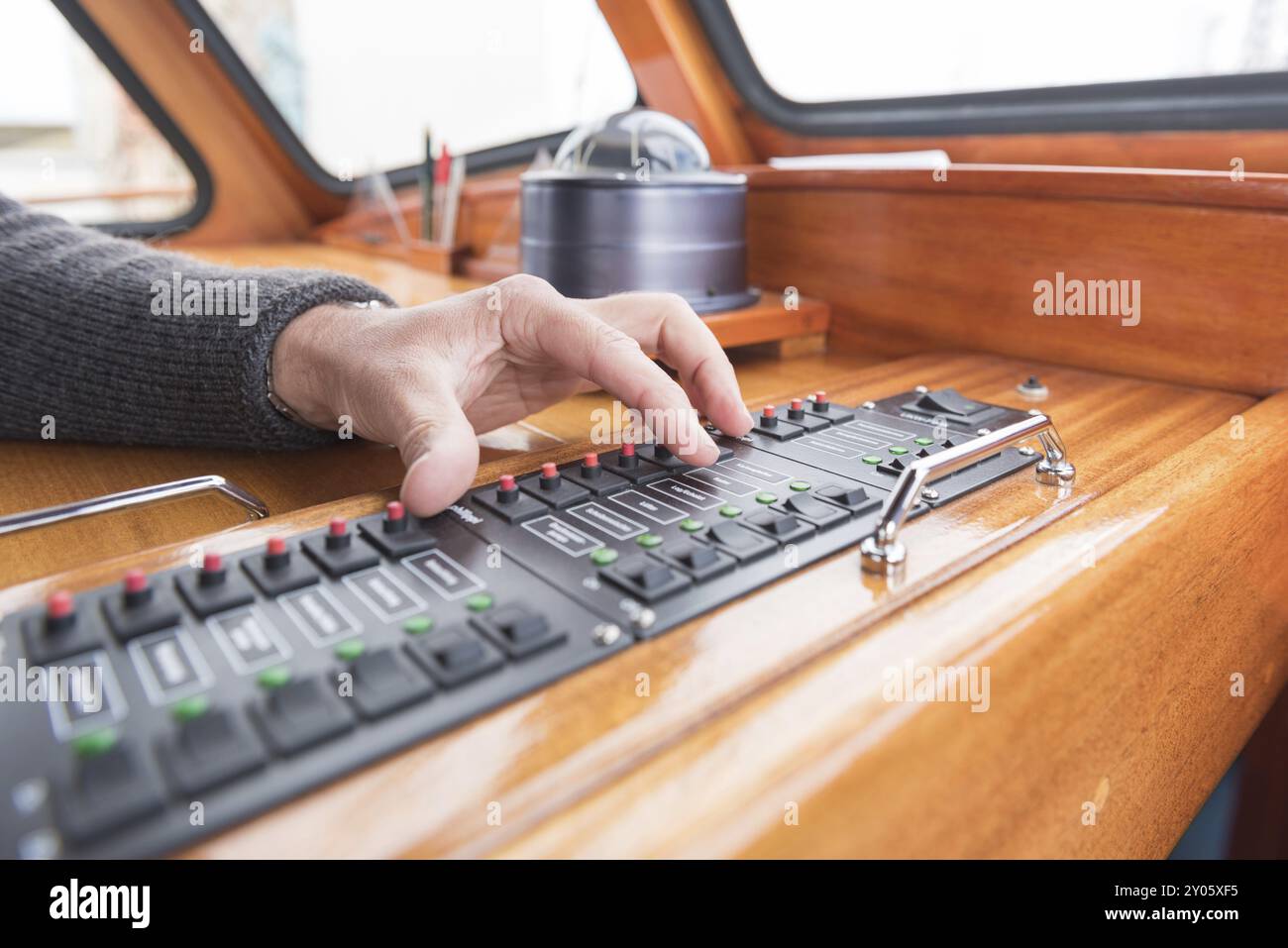 Desk of sailing boat Stock Photo - Alamy