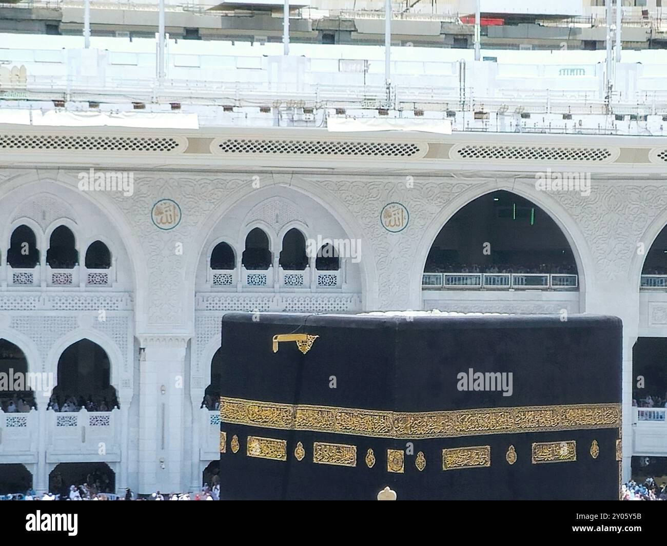 Mecca, Saudi Arabia, June 5 2024: Tawaf around Kaaba in Hajj ...