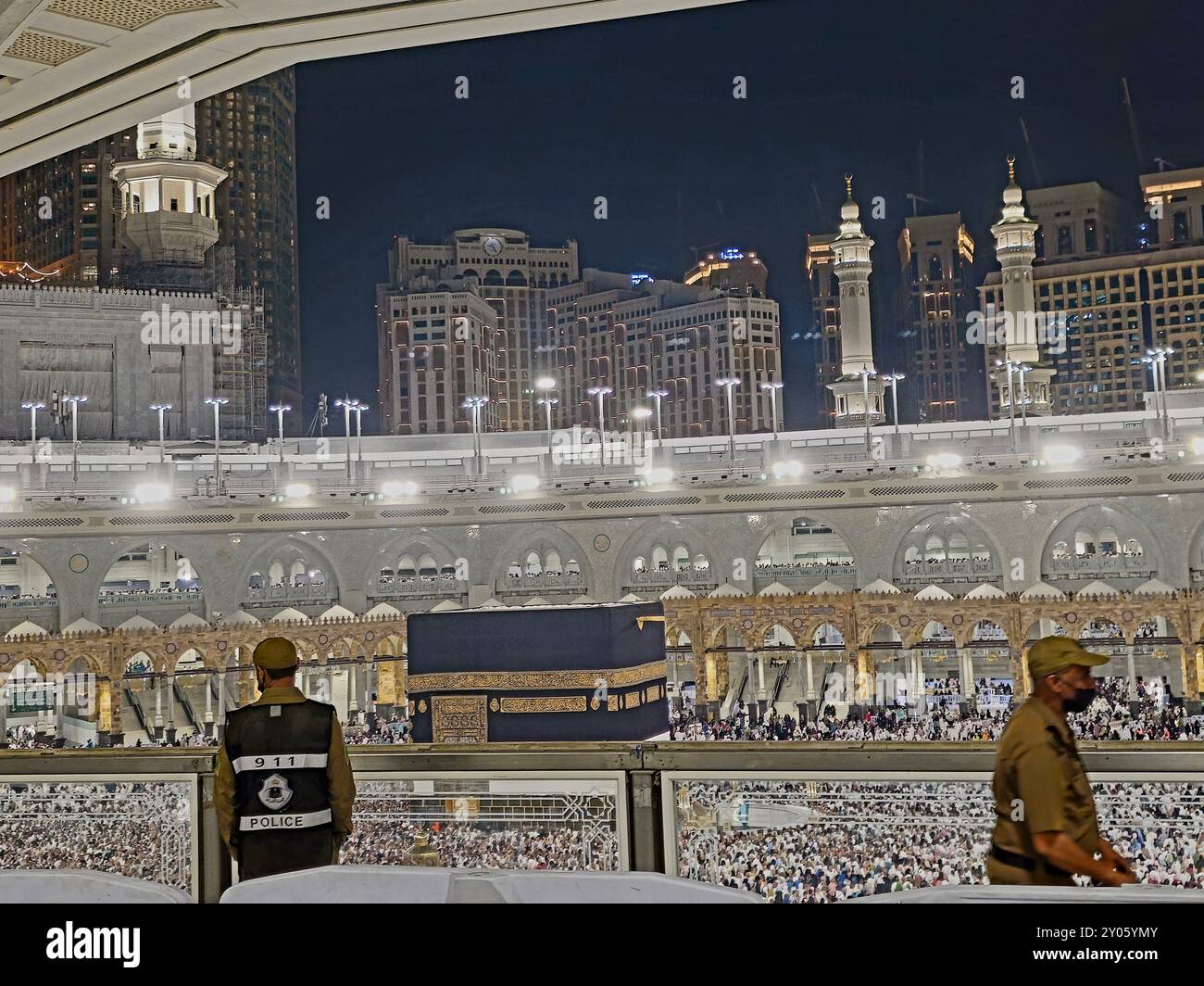Mecca, Saudi Arabia, June 5 2024: Tawaf around Kaaba in Hajj ...