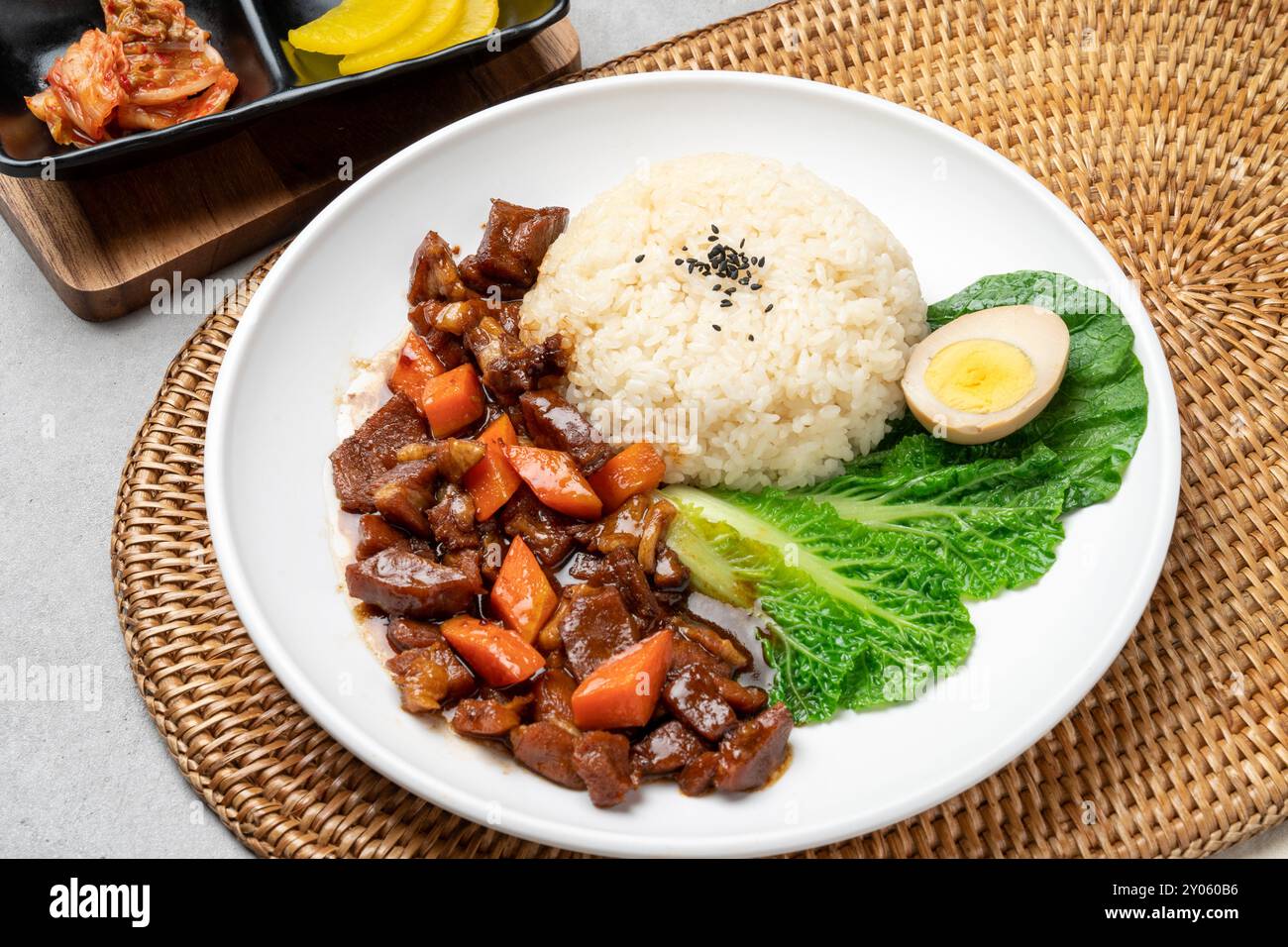 Korean food, nutrition, bibimbap, stone pot, oyster chicken soup ...