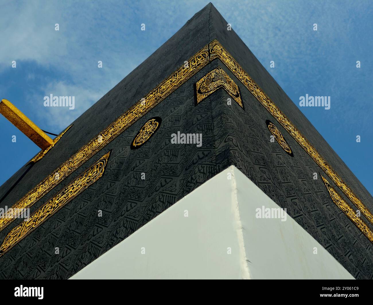 Kabaa in Ihram clothing, The Kaaba a stone building at the center of ...