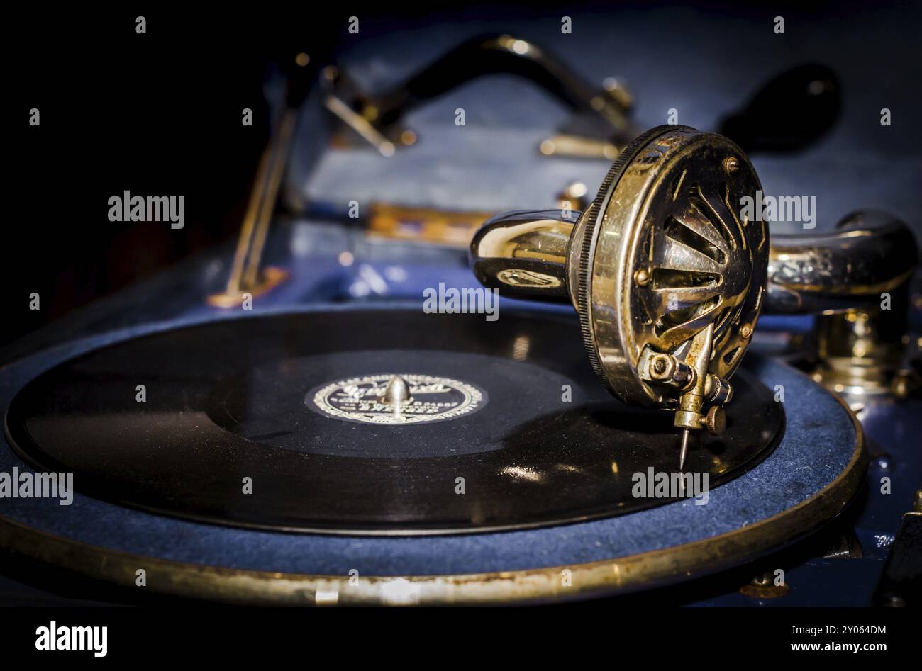 Blue gramophone hi-res stock photography and images - Alamy
