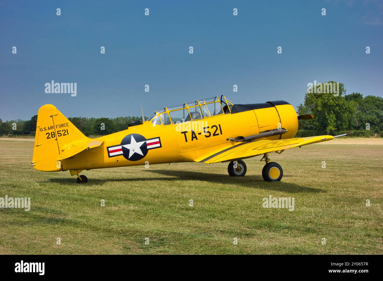 North American Harvard IV, Headcorn airfield, Kent Stock Photo - Alamy