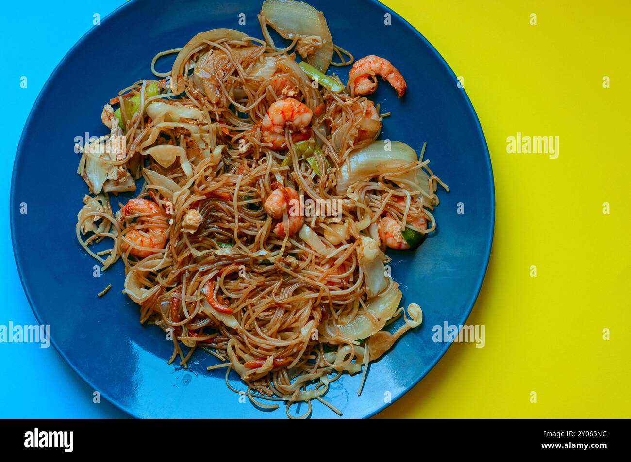 A delicious plate of Chinese noodles with various vegetables Stock ...