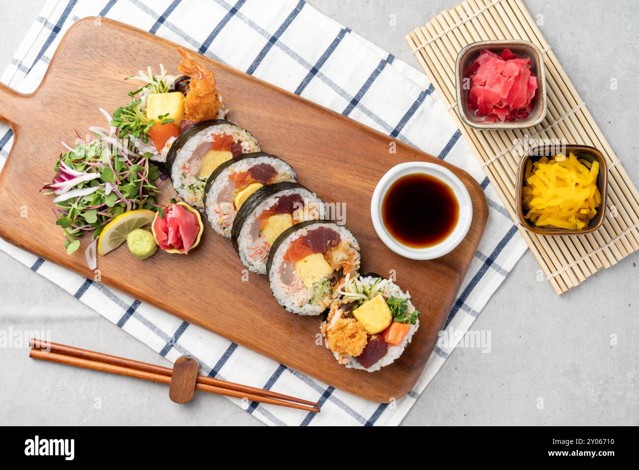 Fried shrimp, roll, aged raw fish, raw fish, seafood white , seafood ...