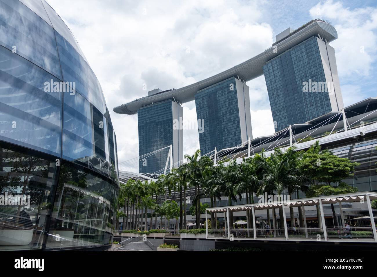 Singapore - 9 March 2024: Apple Marina Bay Sands. The World's First ...