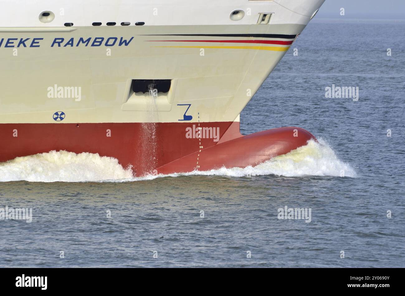 Bow nose of the container ship Henneke Rambow, IMO no. 9354430 Stock ...