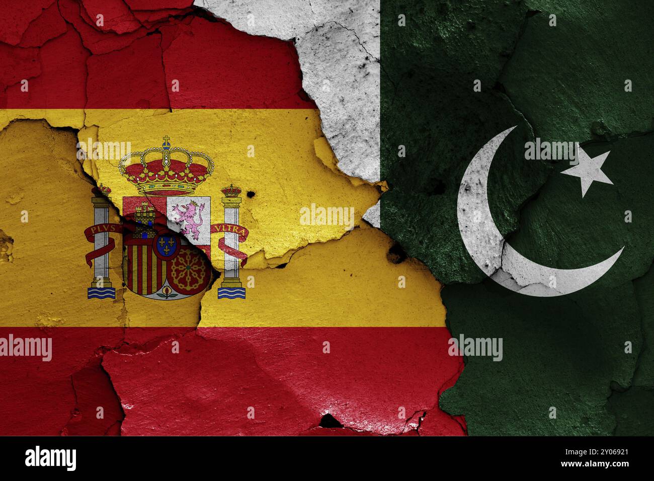 Flags of Spain and Pakistan painted on cracked wall Stock Photo - Alamy