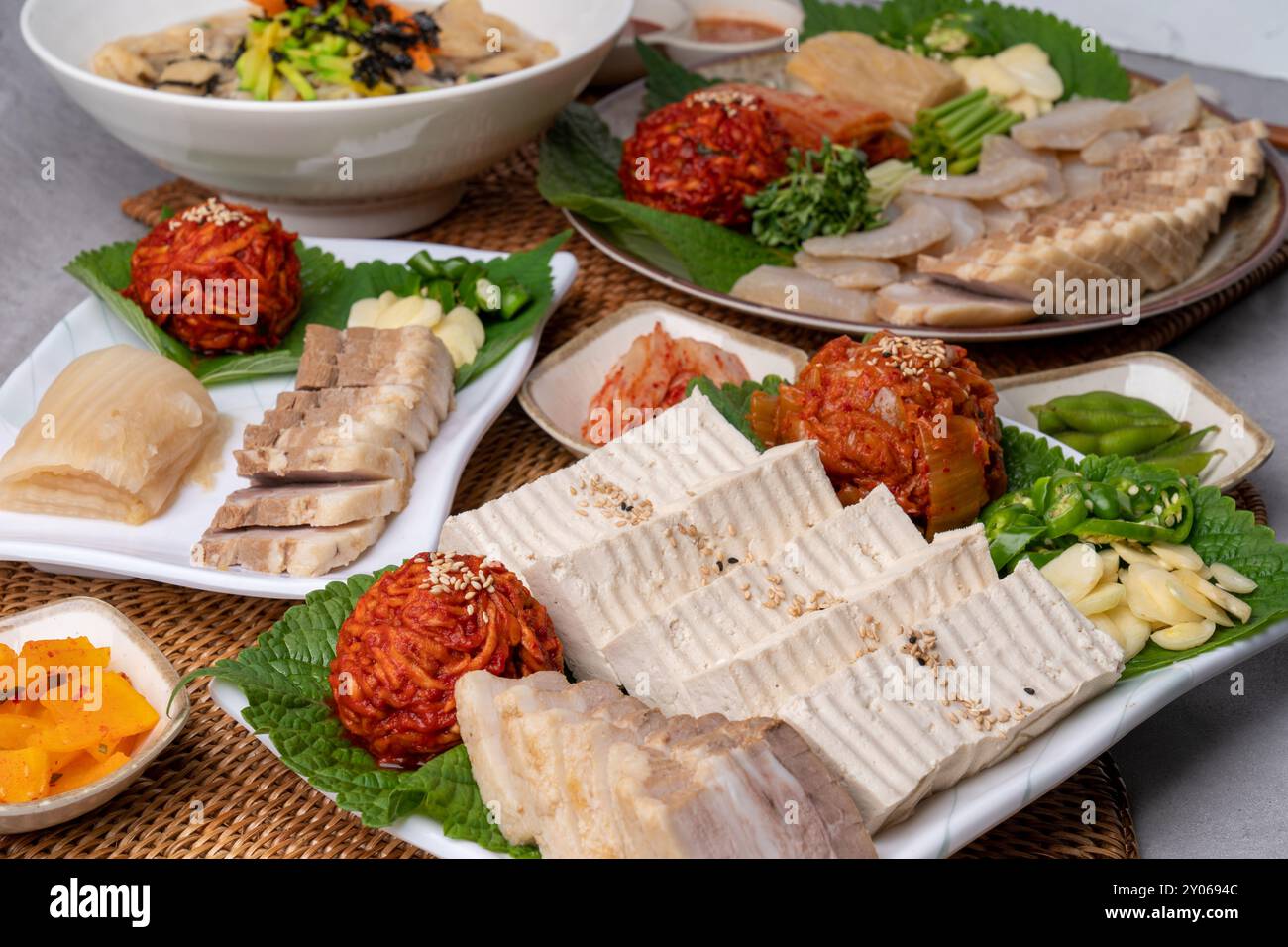 Pork, boiled pork, bossam, skate, pork belly, kimchi, samhap, set menu ...