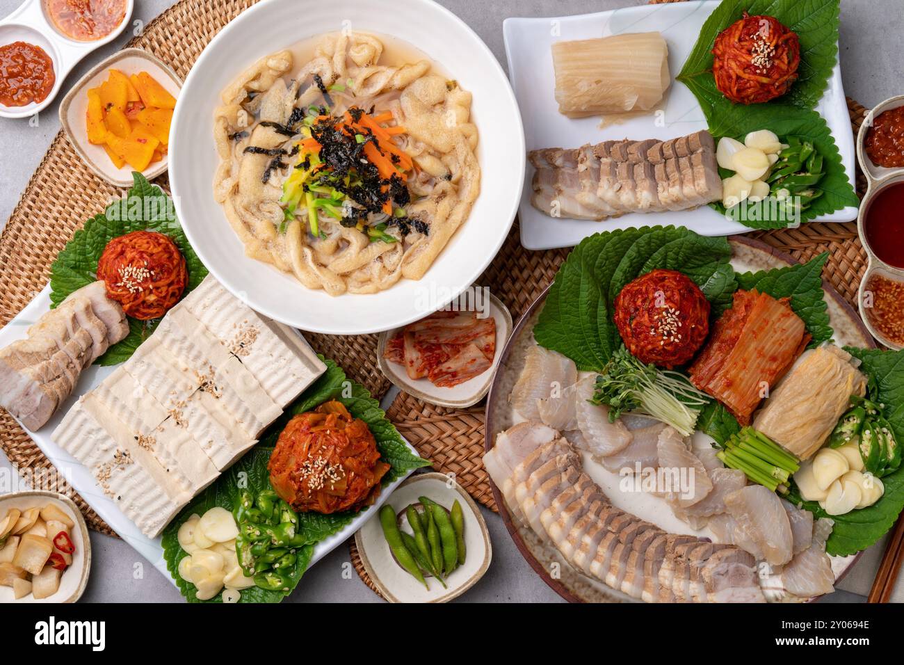 Pork, boiled pork, bossam, skate, pork belly, kimchi, samhap, set menu ...