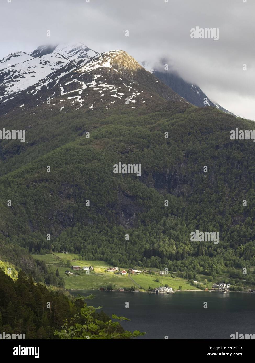 Austefjord hi-res stock photography and images - Alamy
